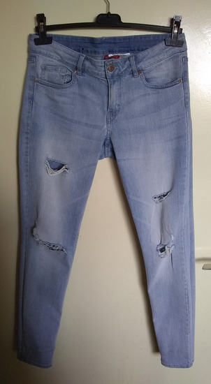 H&M ripped blue washed jeans