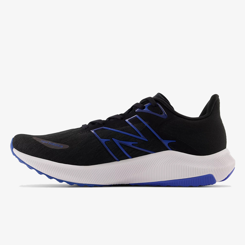 New Balance FuelCell Propel v3