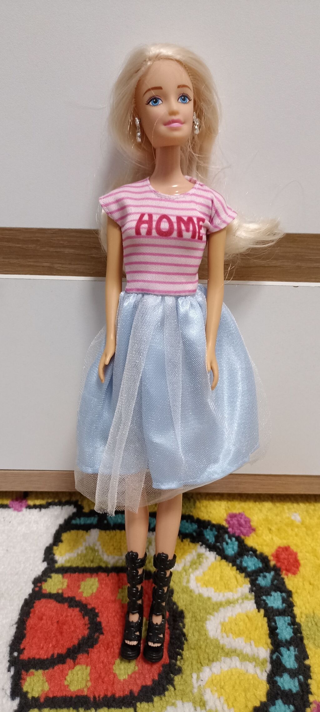 Barbie lutka bez oštećenja