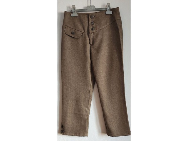 Unikatne vintage 3/4 pantalone vel. M