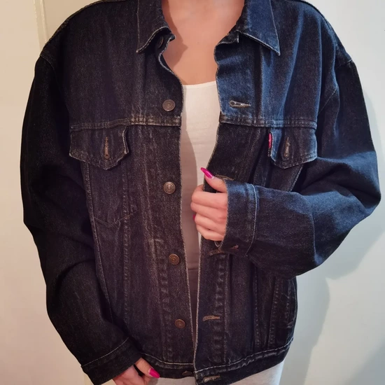 Levi's vintage jakna M veličina