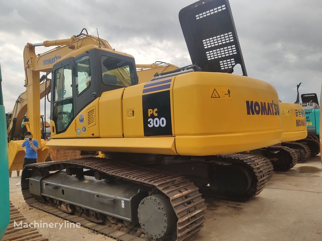 Komatsu PC300 bager guseničar