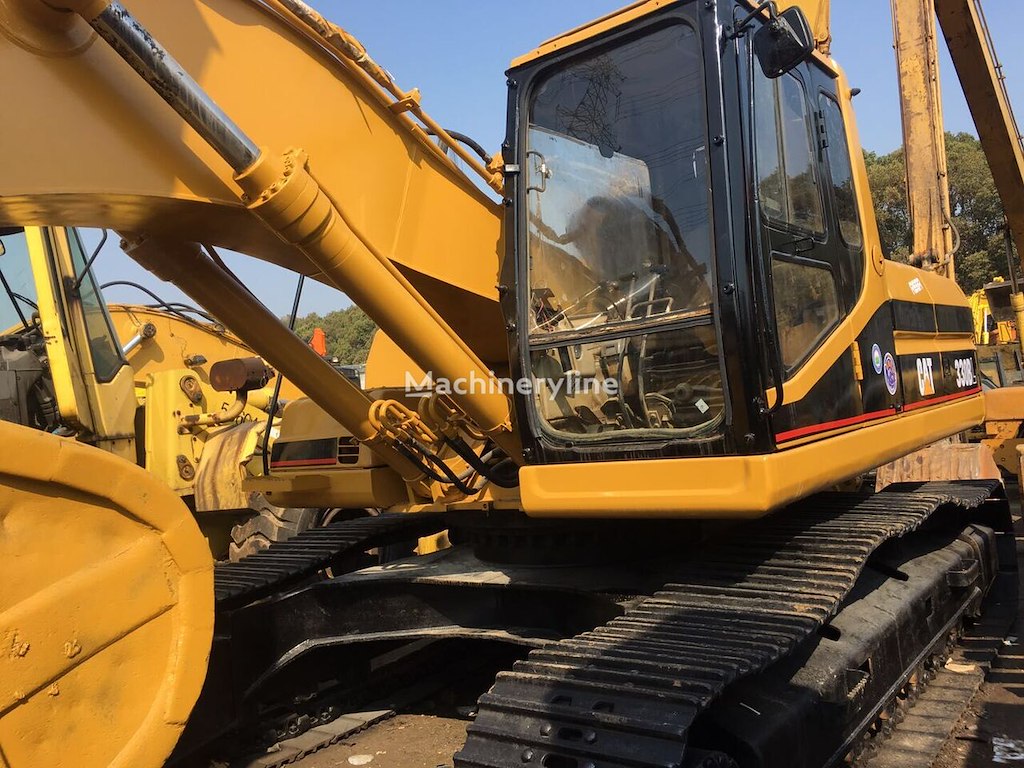 Caterpillar 330BL bager guseničar