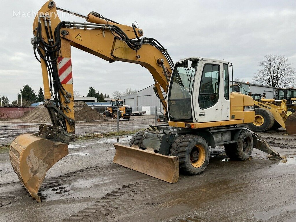 Liebherr A314 All hydr. lines 3 buckets SW 33 bager točkaš