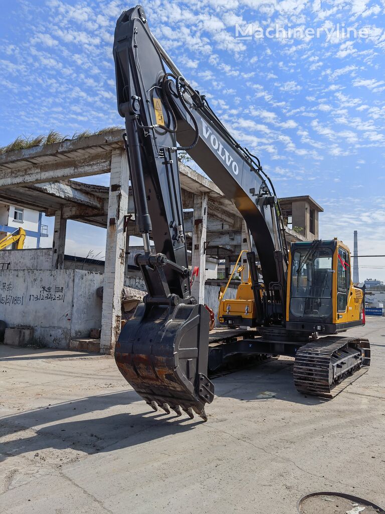 Volvo EC210BLC bager guseničar