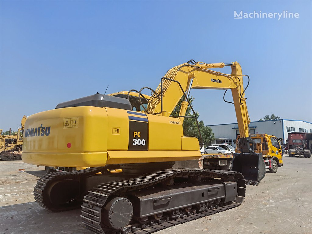 Komatsu PC300-7 bager guseničar