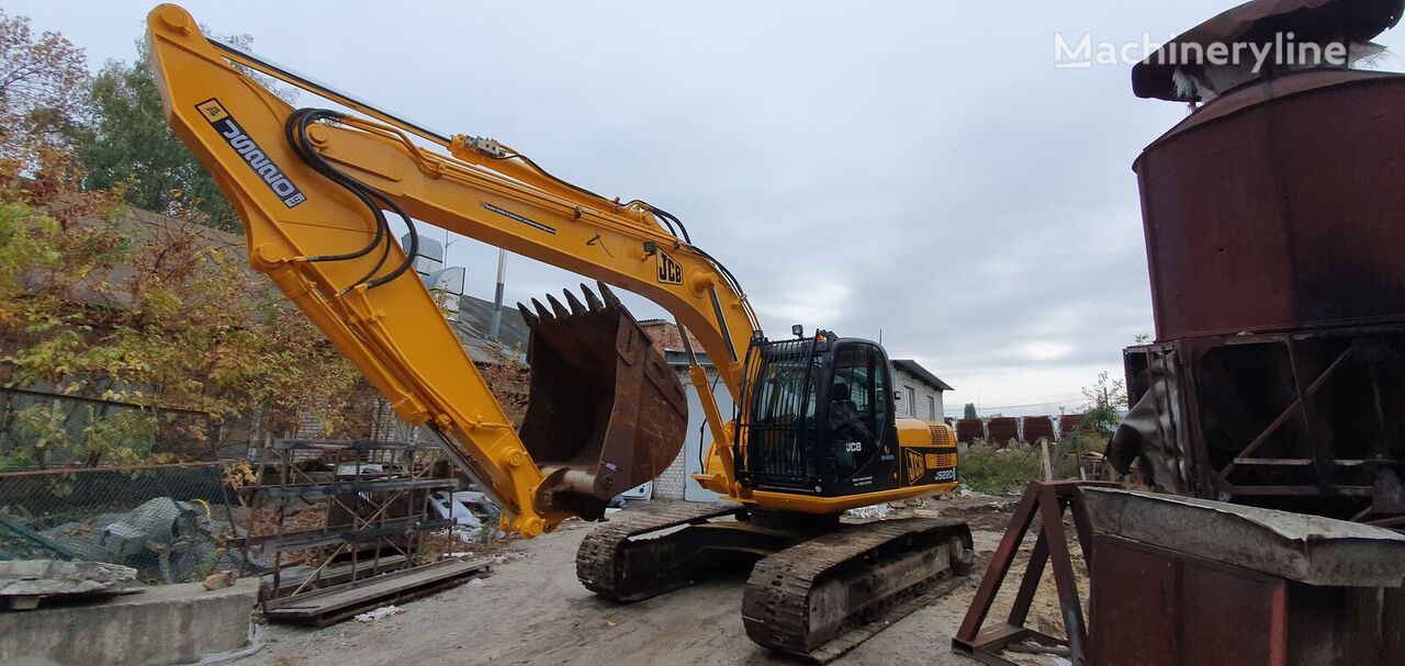 JCB JS220 bager guseničar