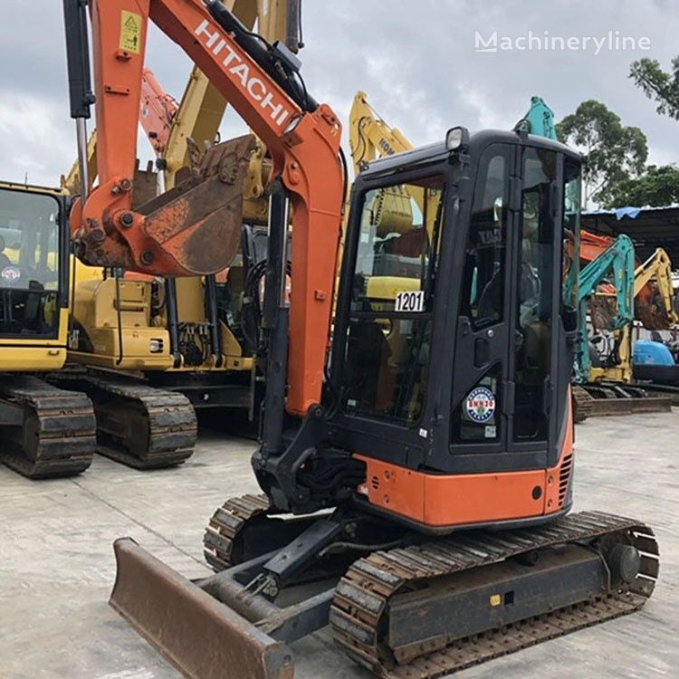 Hitachi ZX30U mini bager