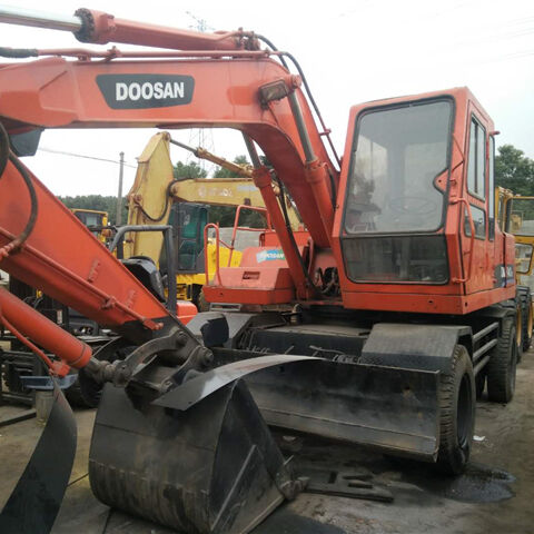 Doosan DH140W bager točkaš