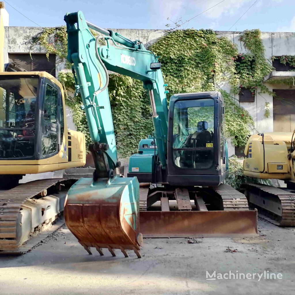 Kobelco SK70, SK70SR mini bager