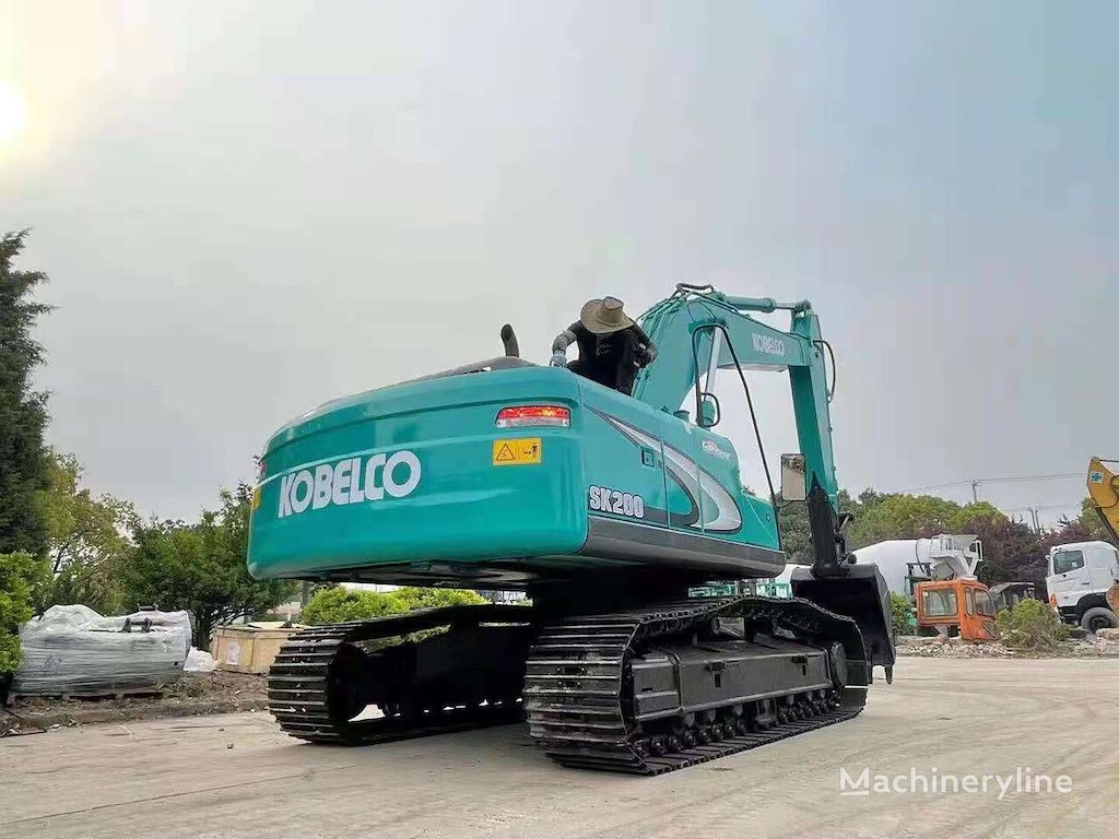 Kobelco SK200D bager guseničar