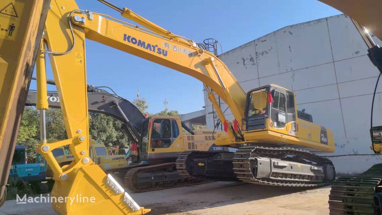 Komatsu PC450-8 bager guseničar