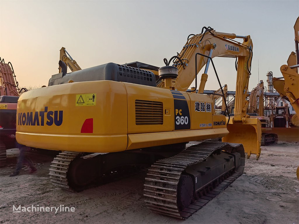 Komatsu PC360-7 bager guseničar