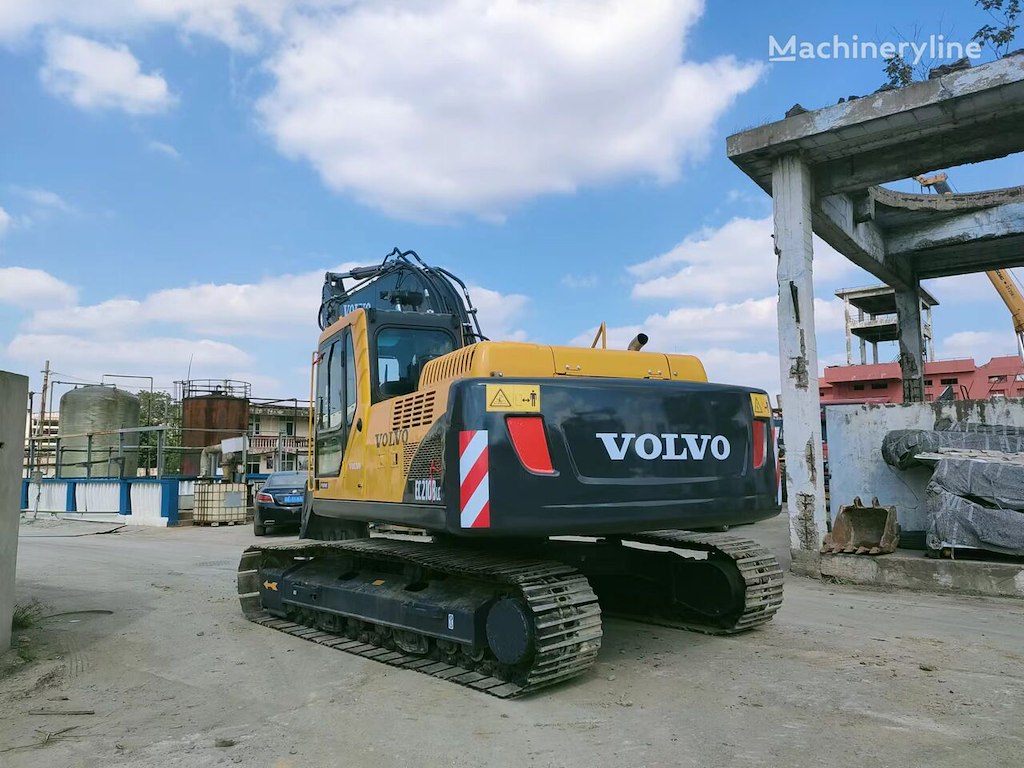 Volvo EC 210 bager guseničar