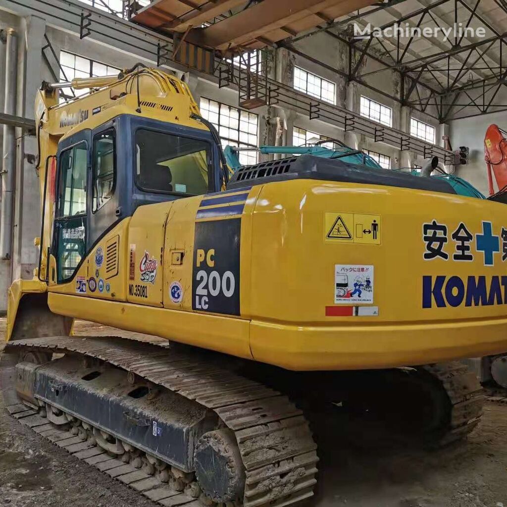 Komatsu PC200LC-7 bager guseničar