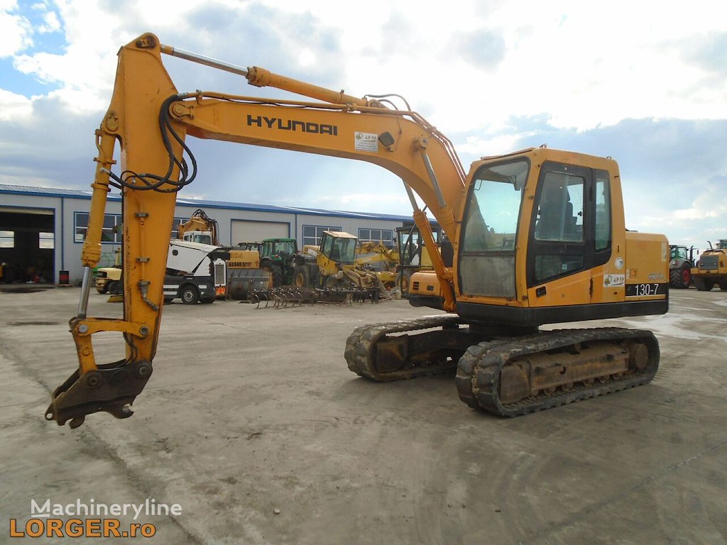 Hyundai Robex 110-7 bager guseničar