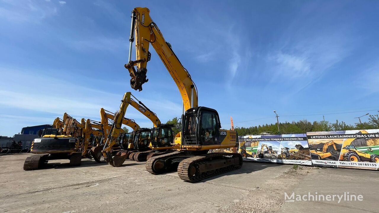 JCB JS290LC bager guseničar