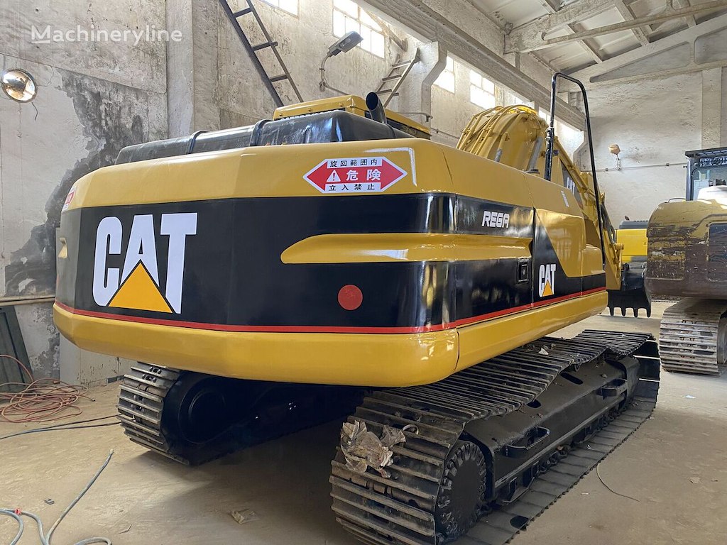 Caterpillar 320B bager guseničar