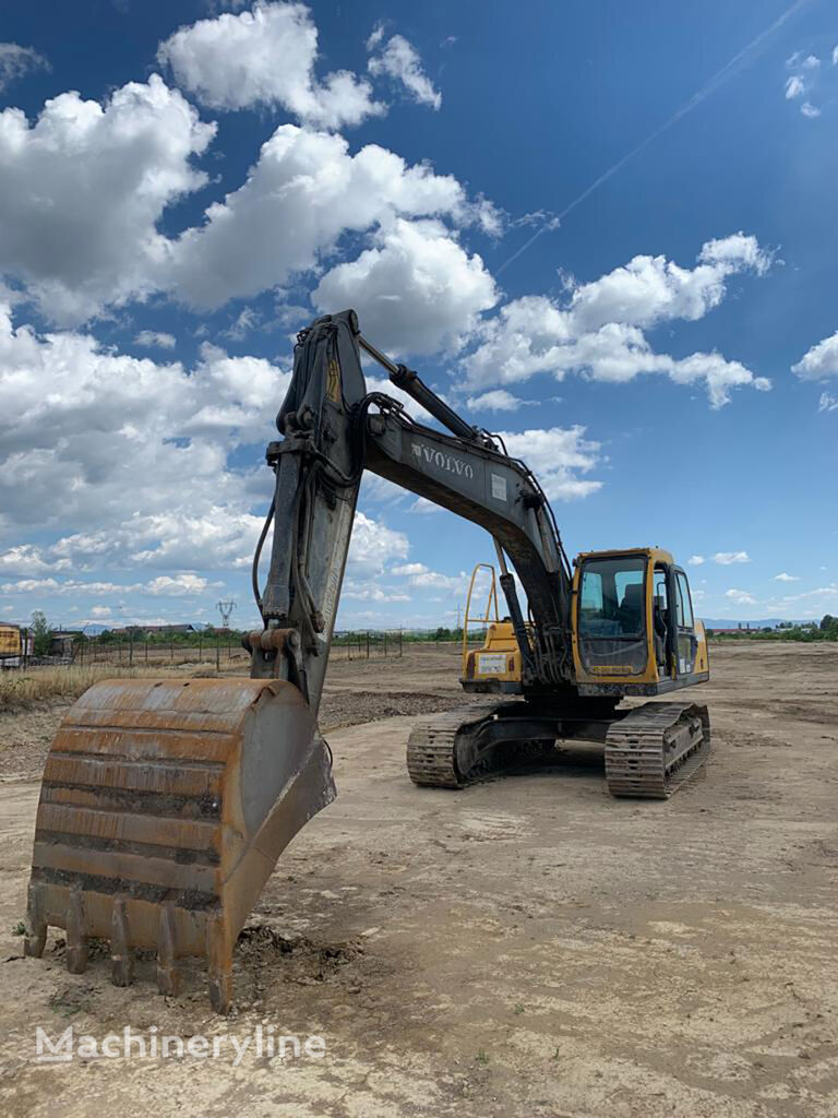 Volvo EC210LC bager guseničar