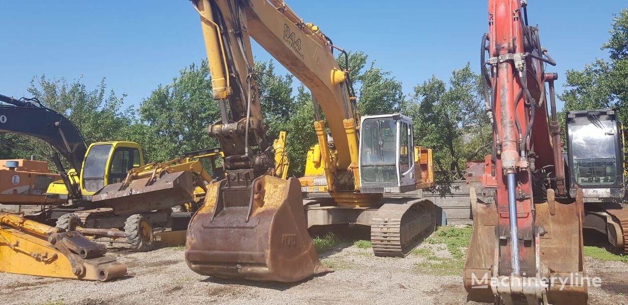 Liebherr 944 HDSL ( for parts ) bager guseničar