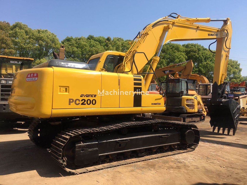 Komatsu pc200-6 bager guseničar