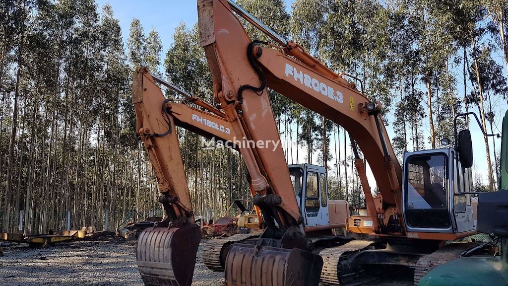 Fiat-Hitachi bager guseničar