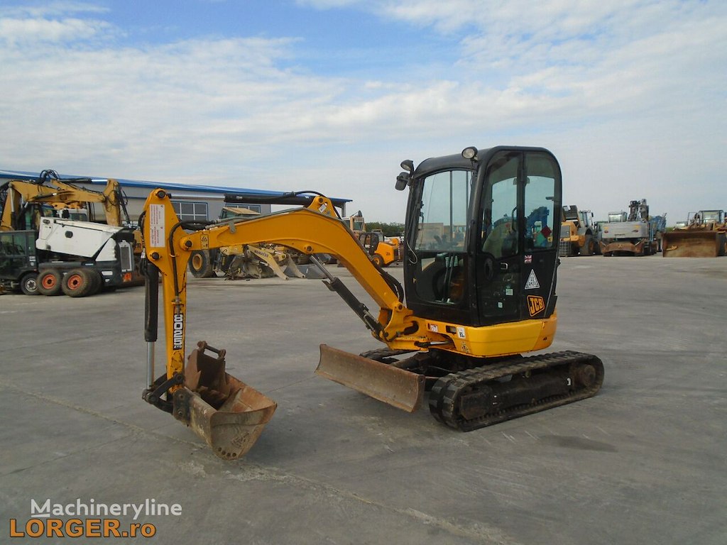 JCB 8025 ZTS mini bager