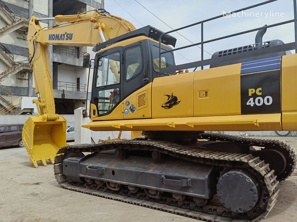 Komatsu PC 400 bager guseničar