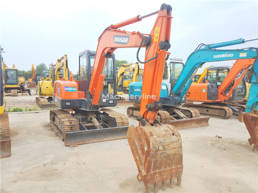 Doosan DH55-V mini bager