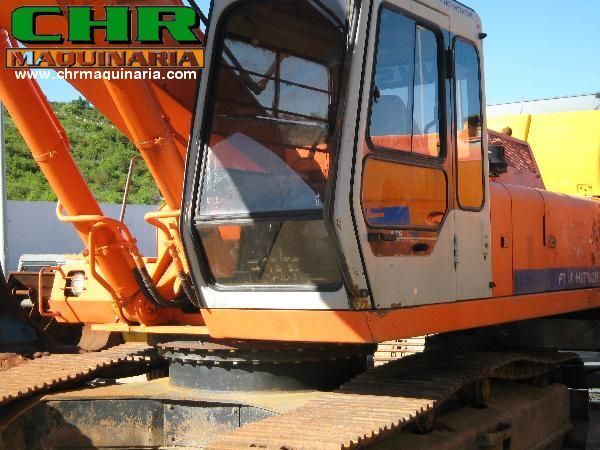 Fiat-Hitachi FH200 - FH220 bager guseničar