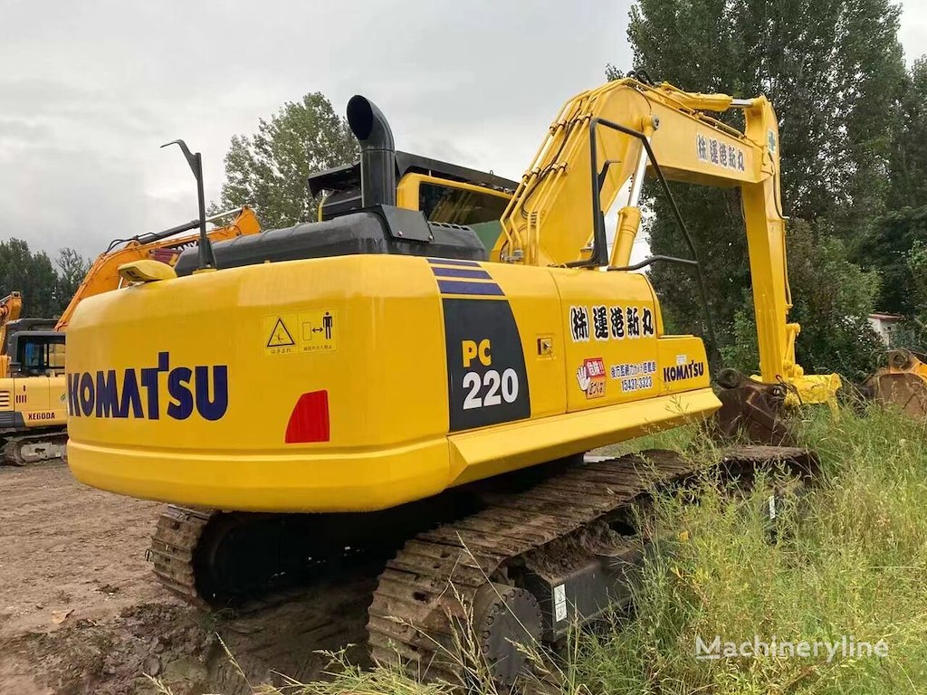 Komatsu PC220 bager guseničar