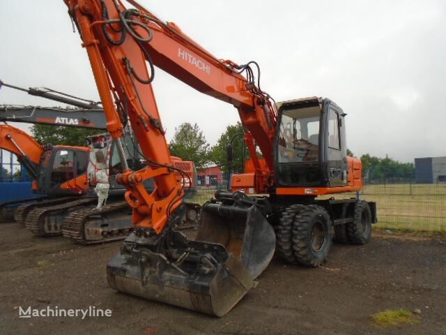 Hitachi FH EX 135 bager točkaš