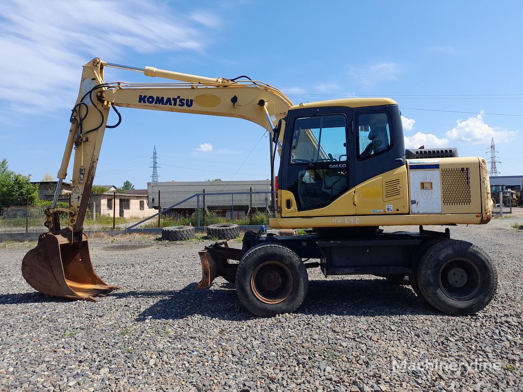 Komatsu PW130-7K bager točkaš