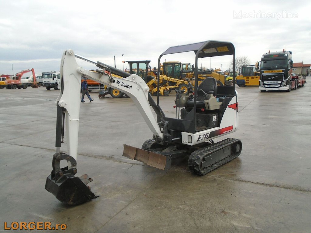 Bobcat E16 mini bager