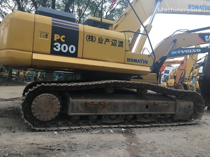 Komatsu PC300-7 bager guseničar