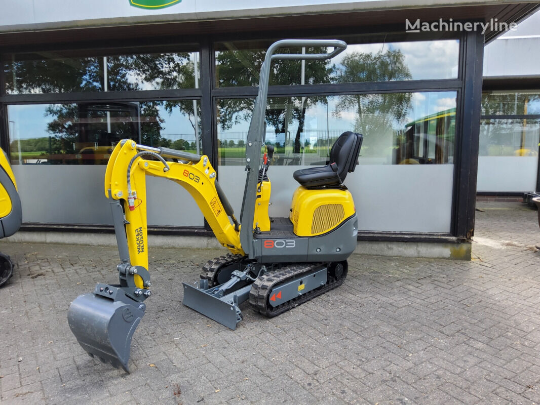 Novi Wacker 803 mini bager