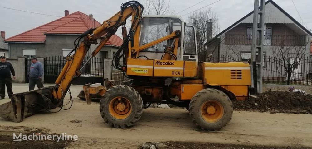 Mecalac CX11 bager točkaš