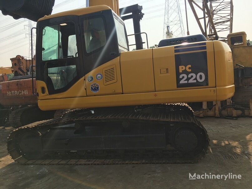 Komatsu PC220-7 bager guseničar