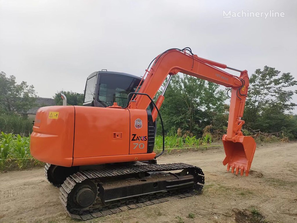 Hitachi ZX70 bager guseničar