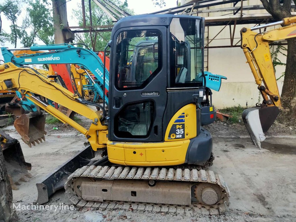 Komatsu PC35 mini bager