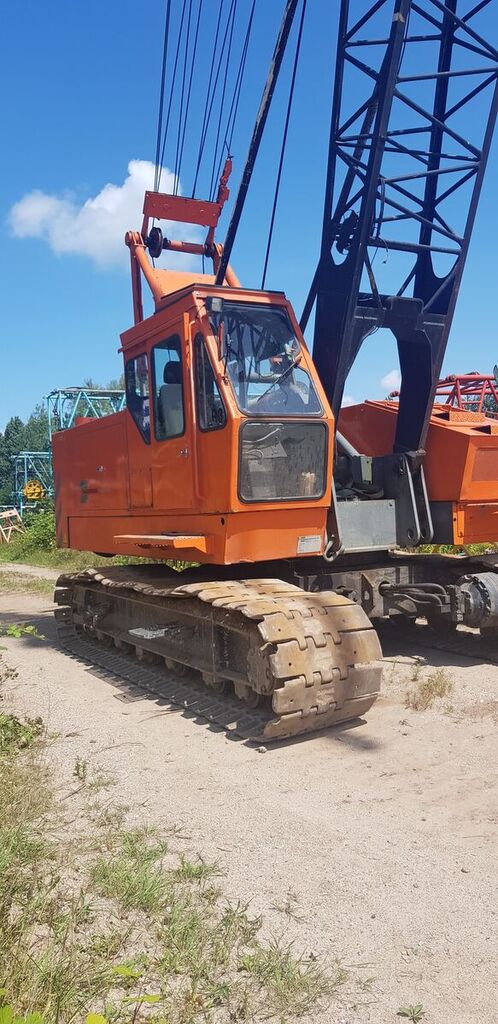 Hitachi KH-100 kran guseničar