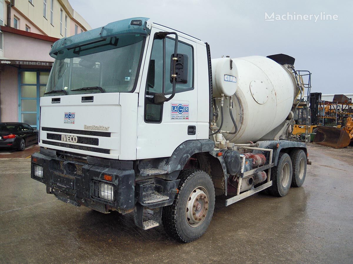 Cifa RH75 na šasiji IVECO EUROTRAKKER 380E37H kamion s mešalicom za beton