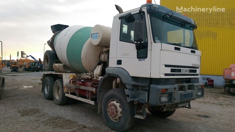 IVECO EUROTRAKKER MP380 kamion s mešalicom za beton