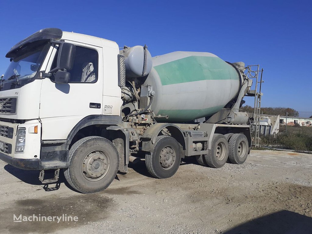 Volvo FM 84RBFM kamion s mešalicom za beton