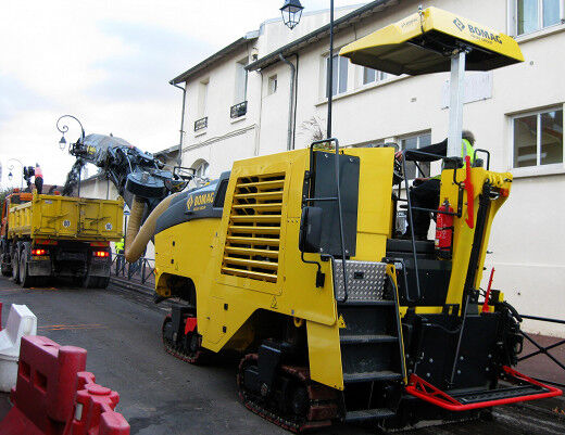 BOMAG BM1300/35 glodalica za asfalt