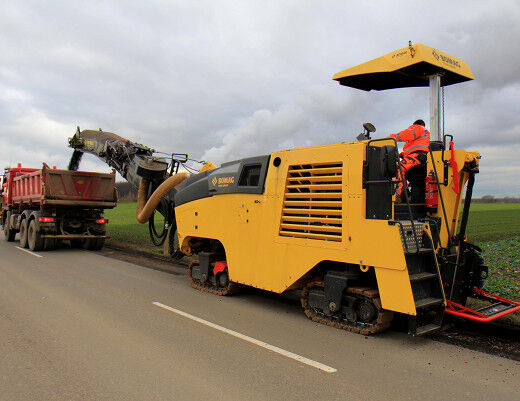 BOMAG BM1000/35 glodalica za asfalt