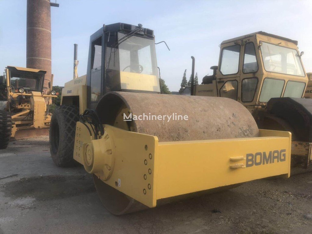 BOMAG BW219D-2 kompaktor s jednim valjkom