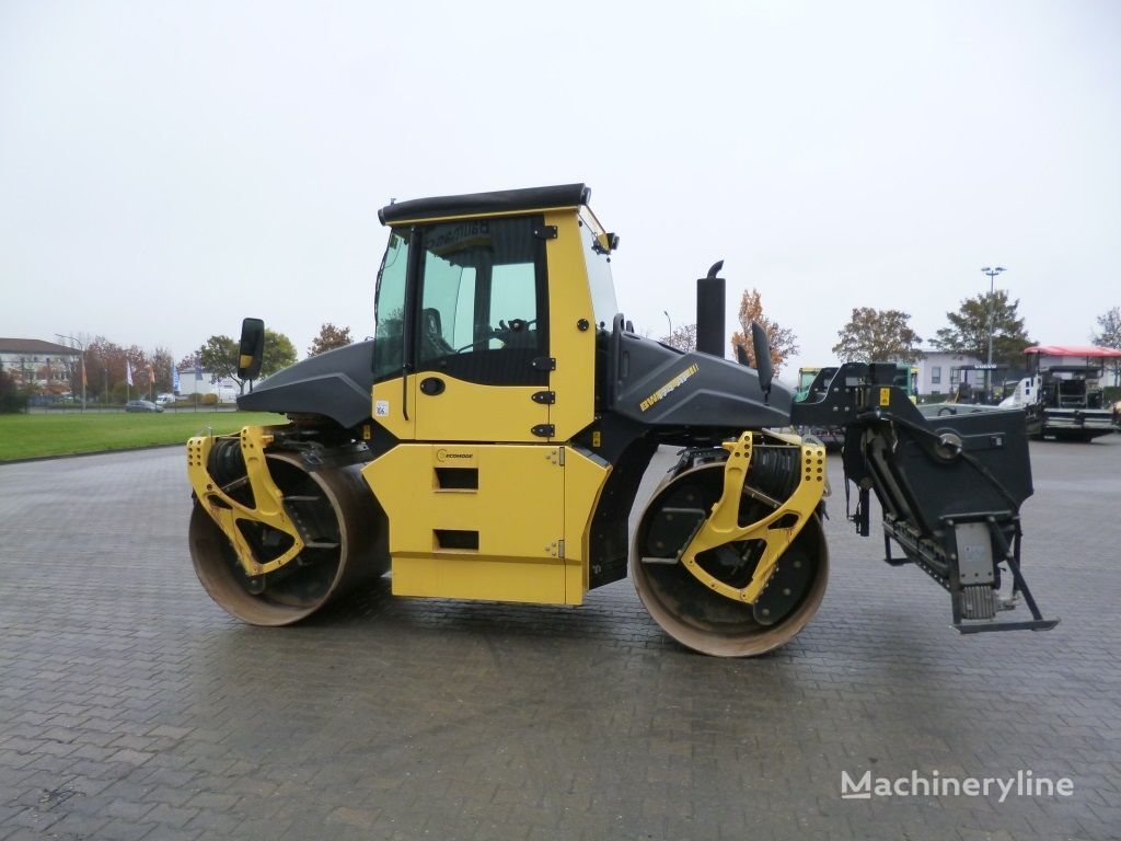 BOMAG BW 174 AP-4 valjak za asfalt