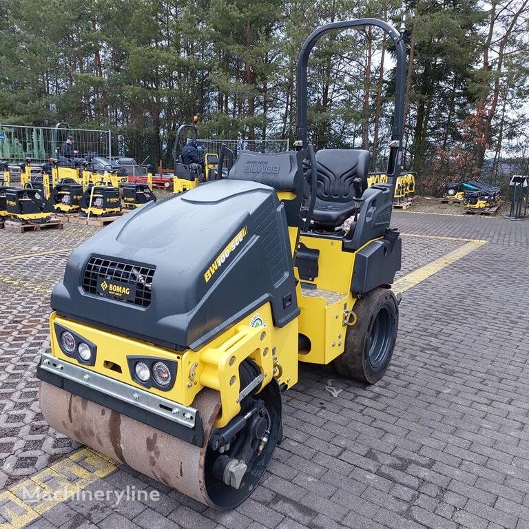 Novi BOMAG BW 100 SCC-5 kombinovani valjak
