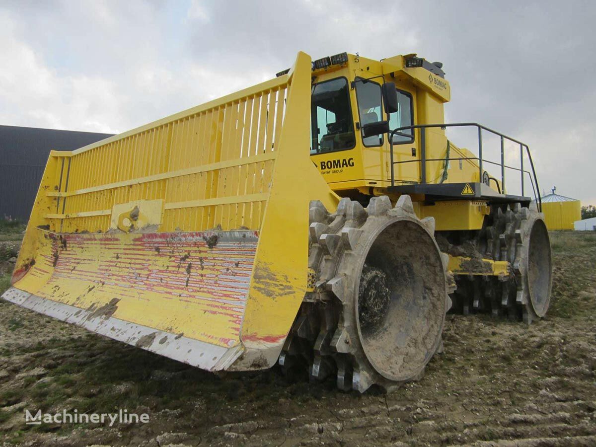 BOMAG BC 722 RB-2 kompaktor